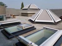 China Outdoor Motorized Sunroom Roof Retractable Awnings for sale
