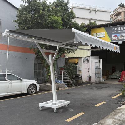 China Heavy Duty Freestanding Retractable Arm Awning with Wheeled Base for Storefront for sale