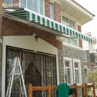 China Large Commercial Retractable Awnings Retractable Awning For Outdoor Sunshade for sale