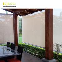 China Vertical Universal Retractable Window Awnings Remote Control for sale
