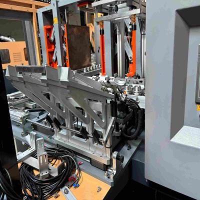 China Bottled Water Production Line 3000-2000000 USD Automatic Beverage Bottling Machinery for sale