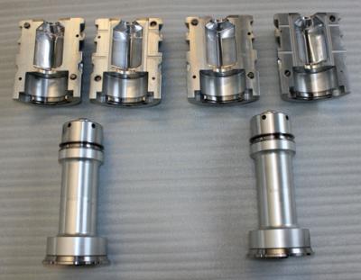 China Custom Precision Blow Molding Dies for 500ml to 20L Bottles High Speed Energy Saving for sale