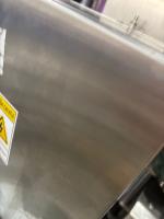 China Stepless Speed Rotary Hot Melt Labeling Device For Non Stop Mass Bottle Label Application for sale