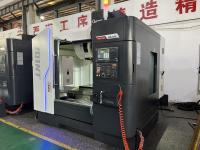 China Fanuc Vmc-V855 CNC Vertical 3 Axis Milling Machine Three Axes Roller Linear Guideway with 10000/12000 /15000rpm for sale