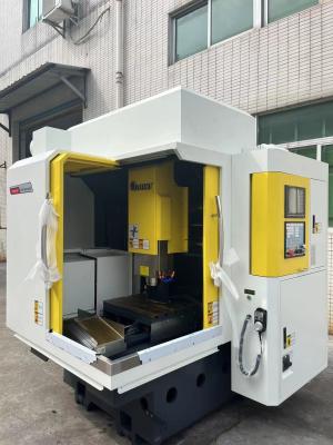 China Gantry Type CNC Engraving Milling Machine for Metal Mold Making 24000rpm Motorized Spindle for sale