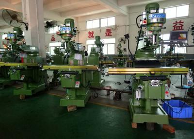 China ISO30 / R8 Spindle Turret Milling Machine With 0.005mm Tolerance Automated for sale