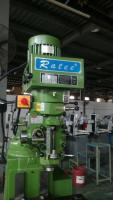 China 1270 * 254mm Benchtop Mill Drill Machine R8 Spindle Taper For Household Appliances for sale