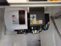 China 4 Axis RS232 5.5kw CNC Machining Center With Hydraulic Tailstock for sale