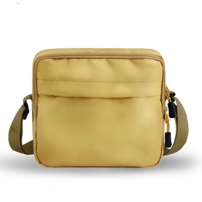 China Single Shoulder Carrying Oxford 8L Outdoor Waist Pack for sale
