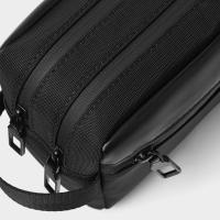 China Black PU 20x13cm Cosmetic Toiletry Bag Embossed Logo for sale