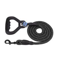 China Factory direct pet leash, soft silicone handle, thick nylon reflective pet leash dog leash for sale