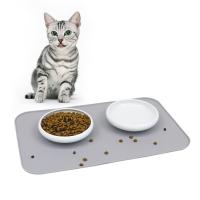China Multi Compartment Water Food Ceramic Feeding Bowls With Silicone Mat for sale