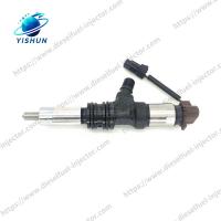 China Common Rail Diesel Fuel Injector 095000-8620 095000-8621 For 6M60T ME306200 ME307085 for sale