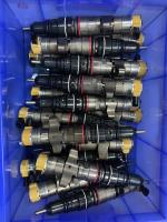 China Common Diesel Fuel Injector 095000-5972 23670-E0360 For HI-NO E13C 700 engine parts 295050-0490 23670-E0220 for sale