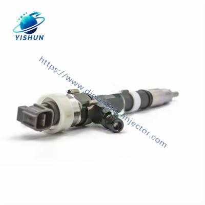 China Common Rail Injector 095000-0570 095000-0571 For RAV4 1CD-FTV Avensis 23670-27030 for sale
