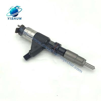 China Common Rail Fuel Injector 295050-1381 2950501381 RE558869 for sale