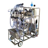China HL-JN03C Mobile Cow Bucket Milking Parlor with 380V Voltage 50Kpa Vacuum Degree for sale