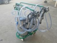 China HL-JN07A Double Bucket Cow Milking Machine with Stainless Steel Milking Bucket for sale