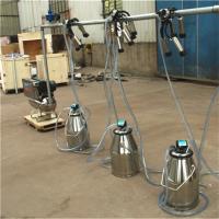 China 25 Litre Milk Bucket 2.2kw Power Fitted Mobile Milking Machine with 40-50 Cows Productivity for sale