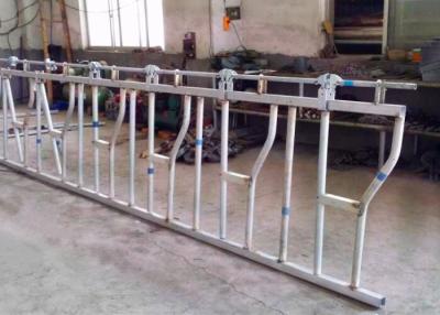 China 3mm Durable Self - Locked Hot - Galvanized Cow Head Lock For Calf for sale