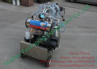 China Low Noise Gasoline Mobile Milking Machine Farm Milking Equipment for sale