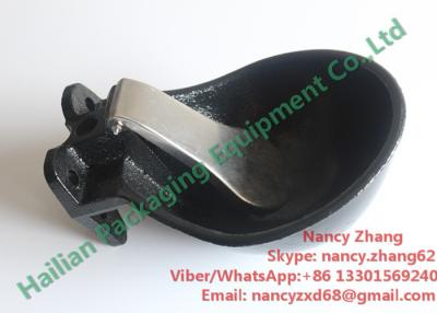 China Farm Waterer Cast Iron Automatic Cattle Water Bowl with Steel Tongue for sale