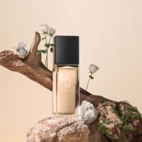 China Transparent Empty Foundation Bottle 30ml Liquid Foundation Travel Container for sale