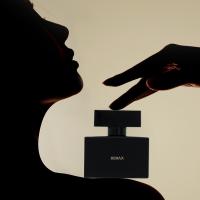China 50ml Black Glass Smooth rectangle bottle with black Lid for Cosmetic Glass Bottles for sale