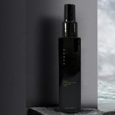 China Square Black Plastic Spray Bottle 150ml For Cosmetic Skin Care for sale
