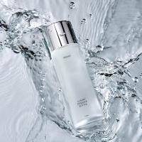 China Modern Elegant 30ml 50ml Cosmetic Packaging Bottle White Frosted And Silver Cap for sale