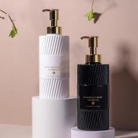 China 500ml White/Black PET Smooth Bottle With Gold Pump Head For  shampoo lotion bottle for sale
