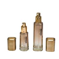 China 50g 40ml 100ml Gradient Spray Coating Process Square Glass Skincare Set Packaging For Daily Skincare for sale