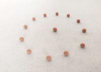 China Sphere Refrigerant Desiccant XH7 Molecular Sieve Adsorbent For Icebox Air Conditioner for sale