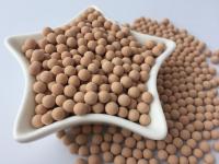 China 3 - 5mm 4A Molecular Sieve Desiccant Granular For Adsorption And Purification for sale