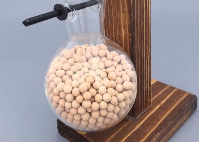 China 3.0-3.5mm 4A Molecular Sieve Desiccant With High Crush Strength for sale