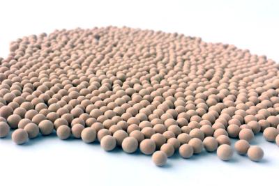 China Dehydration Agent 4A Molecular Sieve Desiccant For Ethanol Ethylene for sale