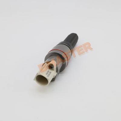 China MX13 Engine Compatible Common Rail Injector 2047600 with Corrosion Resistant Steel and 6 Months Warranty for sale