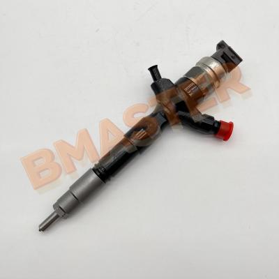 China 095000-5890 Fuel Injector For 1KD-FTV 2KD-FTV Engine With 6 Months Warranty for sale