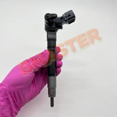China Densoo Injector 23670-11040 Compatible With 2GD-FTV Engine Diesel Fuel Injector With 6 Months Warranty for sale