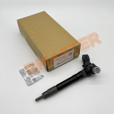 China Densoo Injector 23670-52010 Fuel Injector For LANDCRUISER 300 SERIES 1GD 2GD Engine With 6 Months Warranty for sale