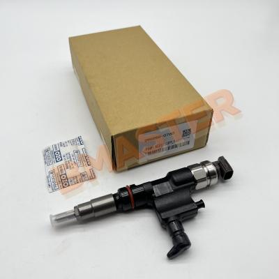 China 295050-0760 Fuel Injector For N04C Engine Diesel Injector With 6 Months Warranty for sale