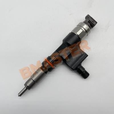 China Densoo Fuel Injector 095000-5321 23670-E0140 For N04C 4.0D Diesel Engine Optimal Fuel Delivery for sale