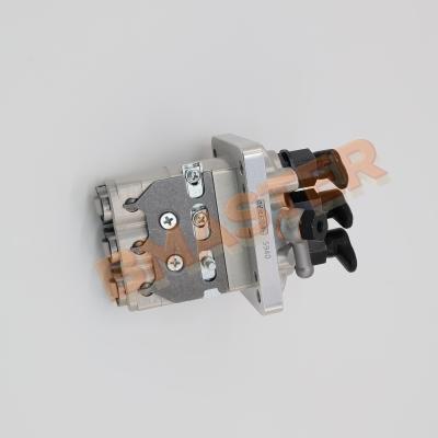 China 131017640 Fuel Injector Pump Head 0945006340 For D403C Engine for sale