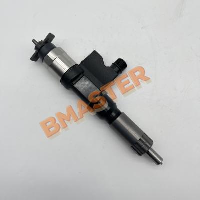 China DENSO 095000-6302 Common Rail Fuel Injector for ISUZU 6WG1 6WF1 6UZ1 Hitachi ZX870H-3 GIGA Heavy Truck Excavator Diesel Engine for sale
