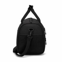 China Professional Durable Polyester Duffel Bag With Multiple Storage Pockets And Adjustable Shoulder Strap For Gym And Travel for sale