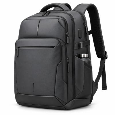 China Modern Business Laptop Backpack for Work and Travel, Water-Resistant Black Computer Backpack with USB Charging Port and Padded Back Panel for sale