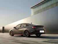 China Gray Gasoline Automobile Hyundai Elantra Hybrid Compact Car Sedan for sale