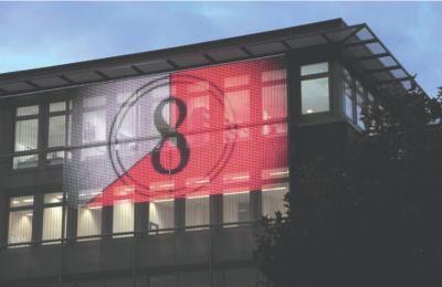 China Commercial LED Mesh Screen P83 Full Color Outdoor Video Display 144pcs/m2 DC12V IP67 for sale