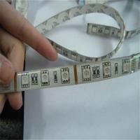 China Smart Flexible Indoor DC12V SMD5050 RGB LED Strip Light 60 LEDs per Meter 30000H Lifespan for sale