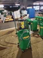 China AA4C  80L Tank Collect Oil Machine  Auto Car Waste Oil Drainer  Oil Exchanger  AA-3197B for sale